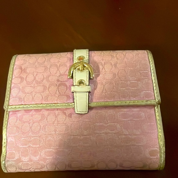 Coach | Bags | Coach Pink Signature Jacquard Trifold Medium Wallet Gold ...
